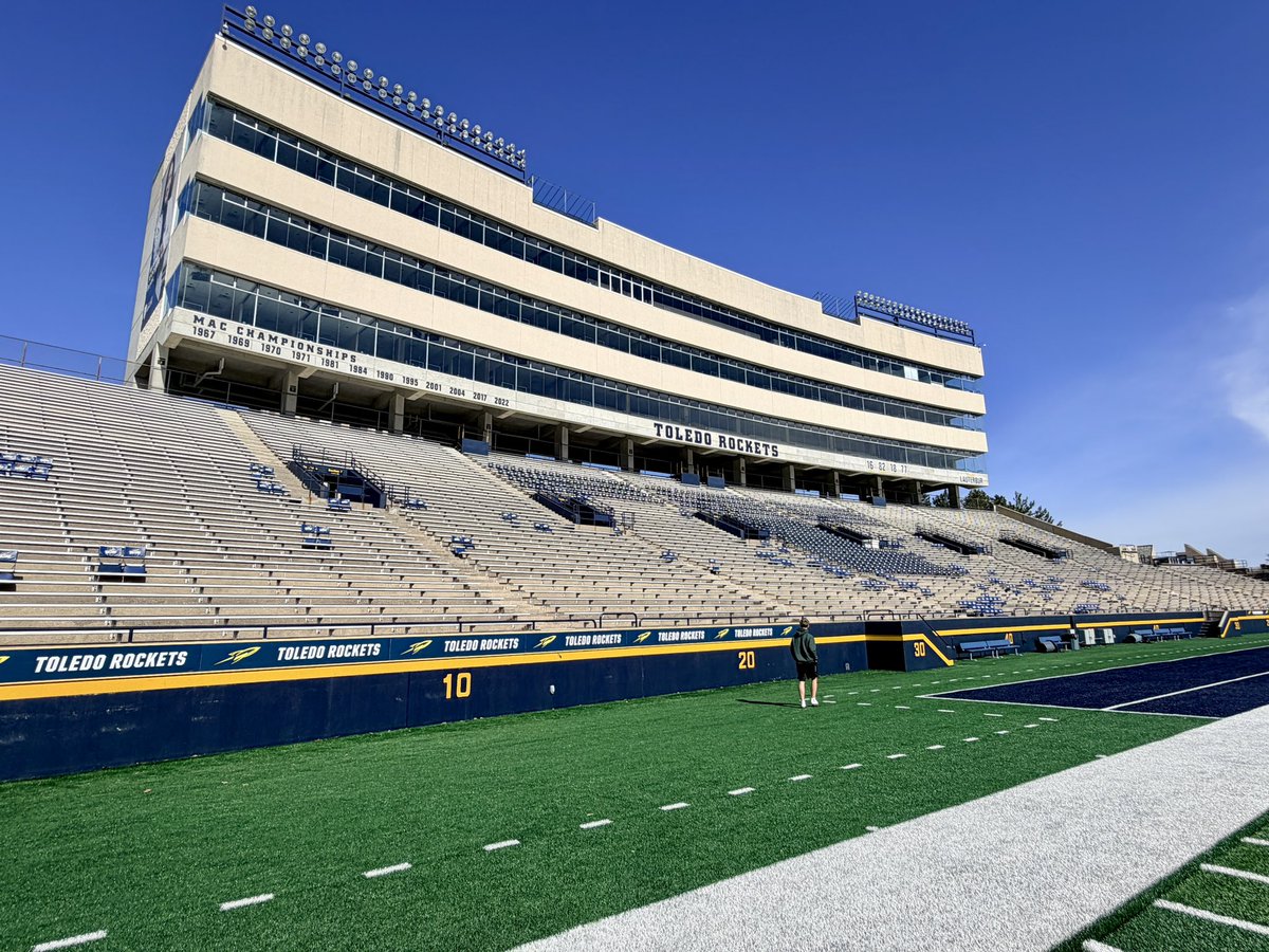 Great visit to @ToledoFB with my dad today. Thanks @CoachChrisRo ...