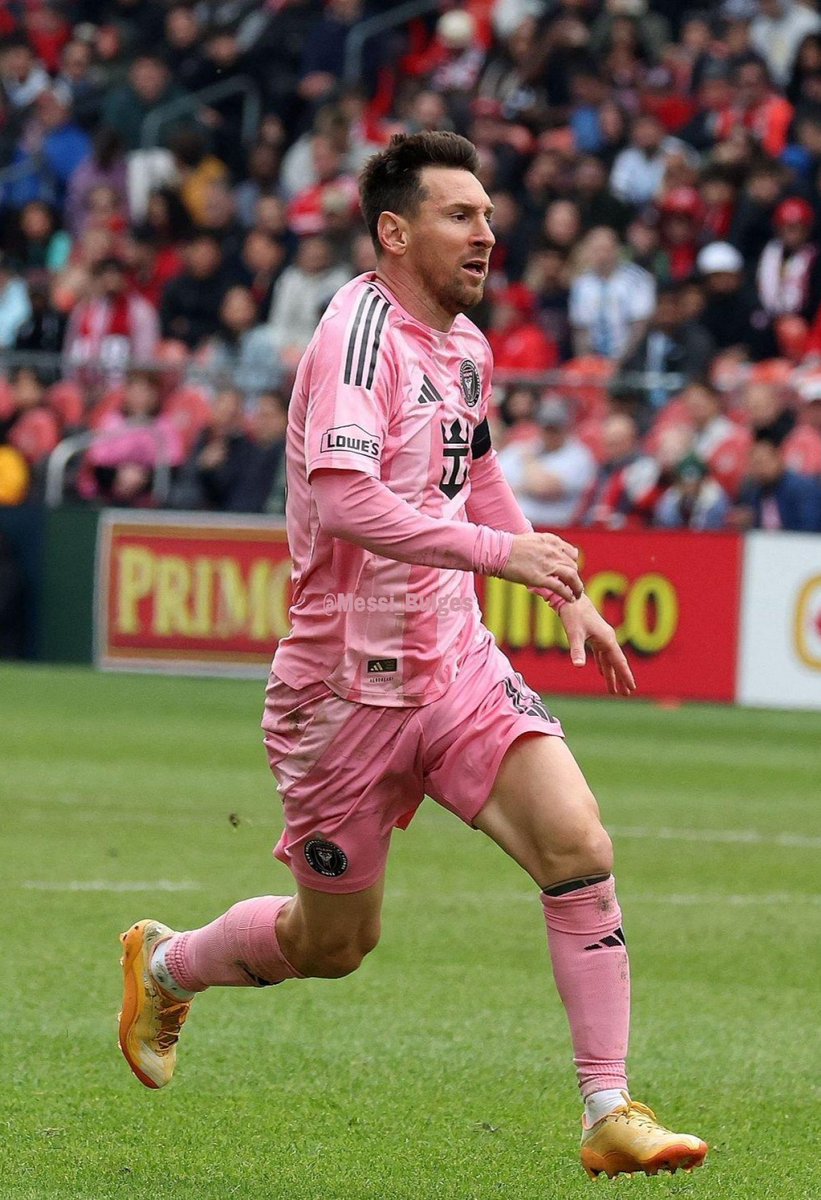 Beautiful Messi https://t.co/3fLEg51hz9