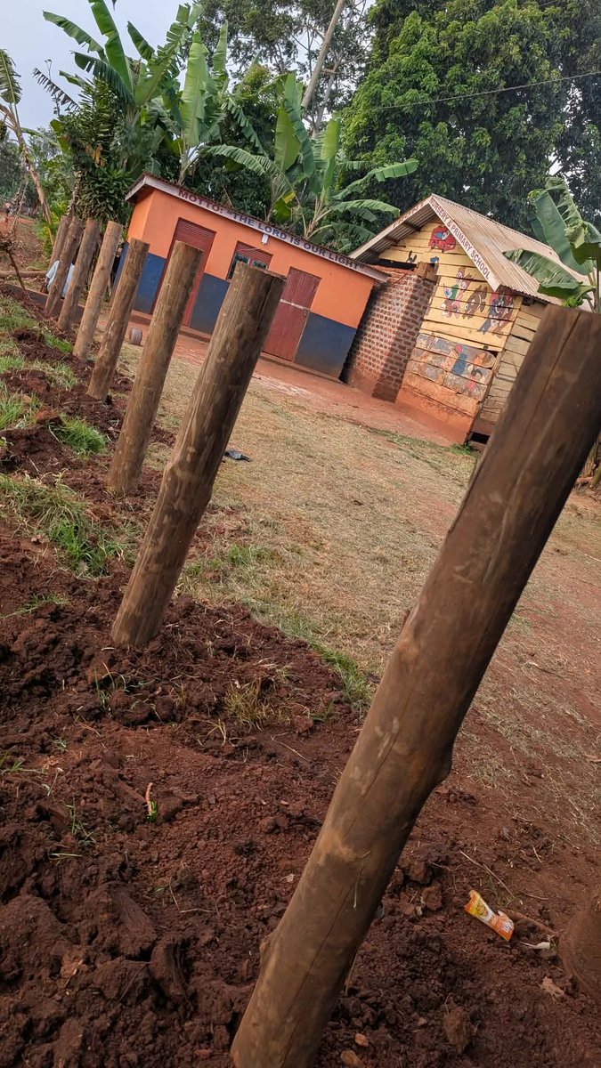 Will you help to keep this Christian school open? A couple a weeks ago ...