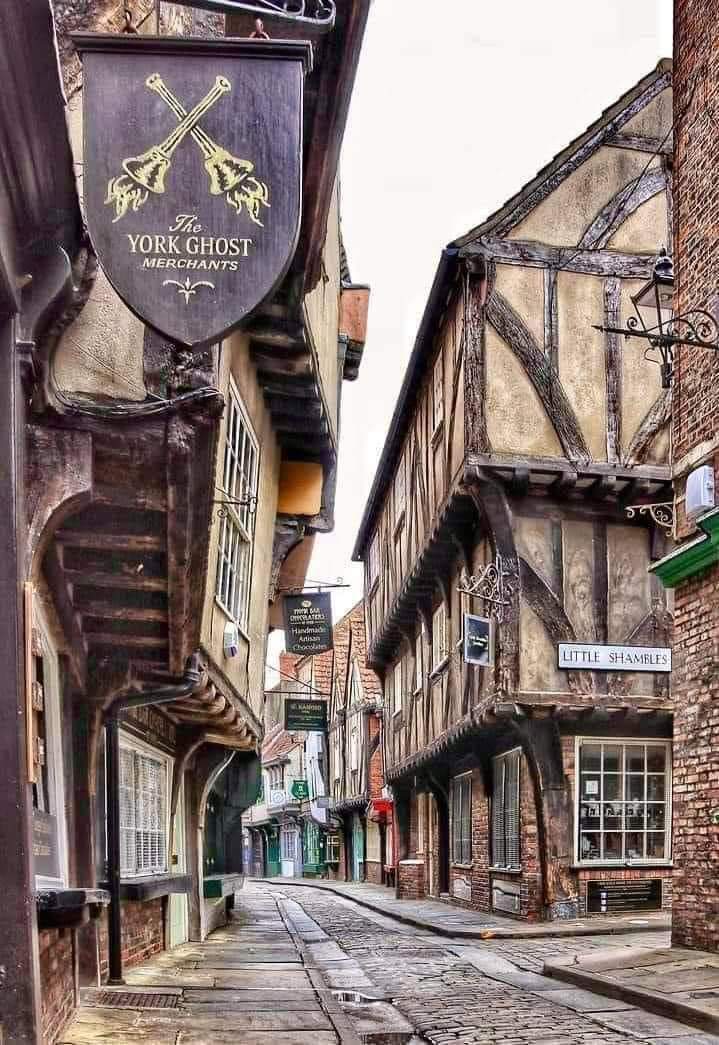 The Shambles is a street in York 🇬🇧 dating to Middle Ages. Shambles has ...