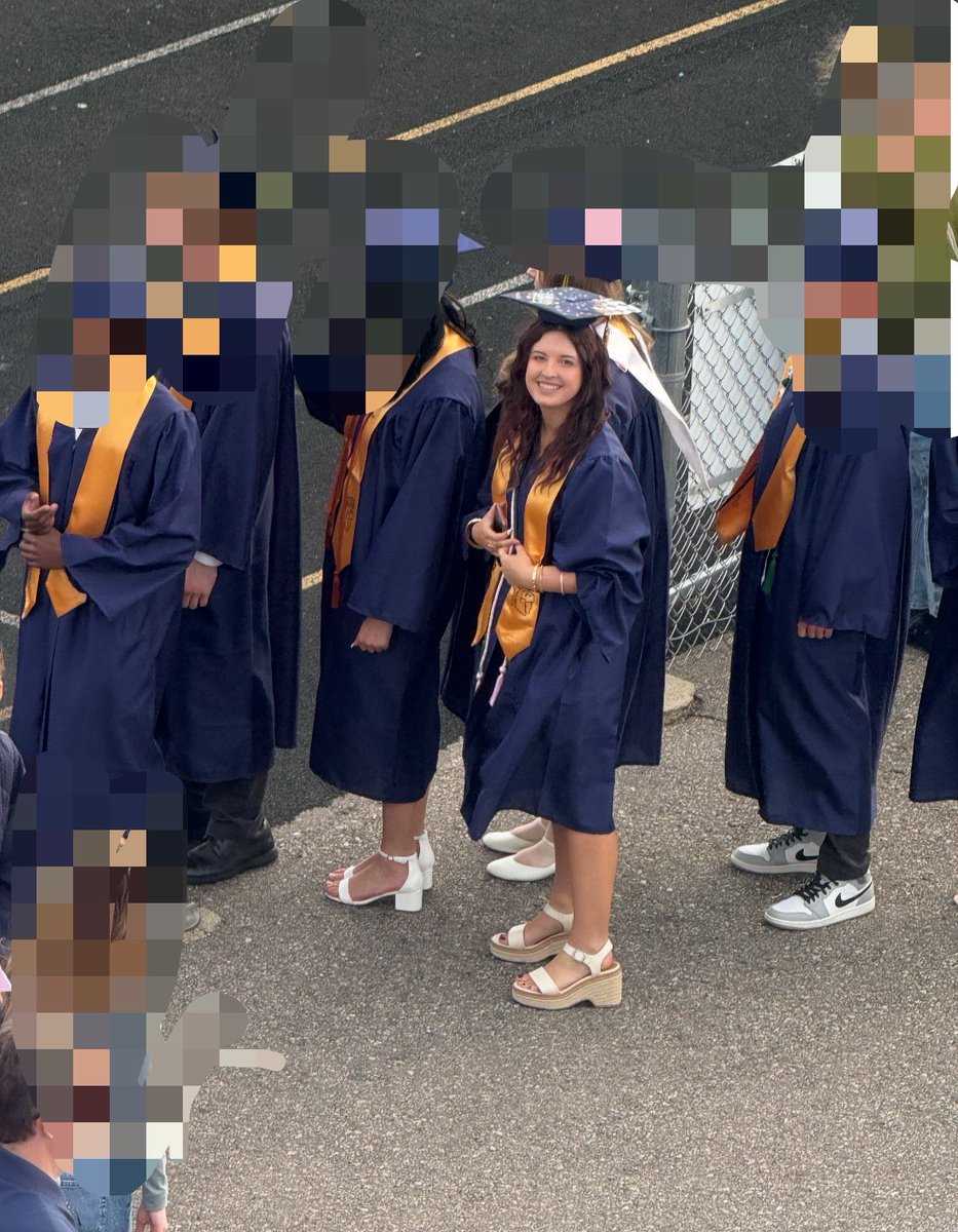 Just graduateddddd send mommy a grad gift ️ Findom cashcow Paypig https ...