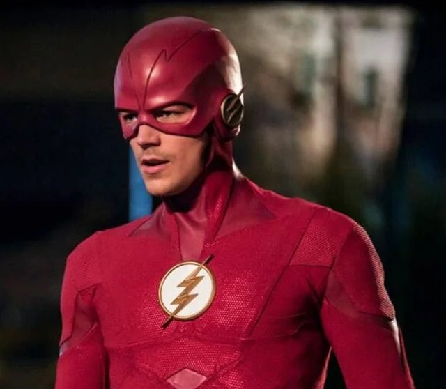 Actually, I lied The only change I’d make to the Year One Flash suit is ...