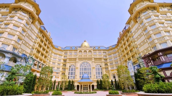 ディズニーランドホテル、今めっちゃ空室出てるよ！！7月とか部屋によってはほぼ毎日予約取れる！ ランド目の前、一度は泊まりたい憧れホテル 眺望 ...