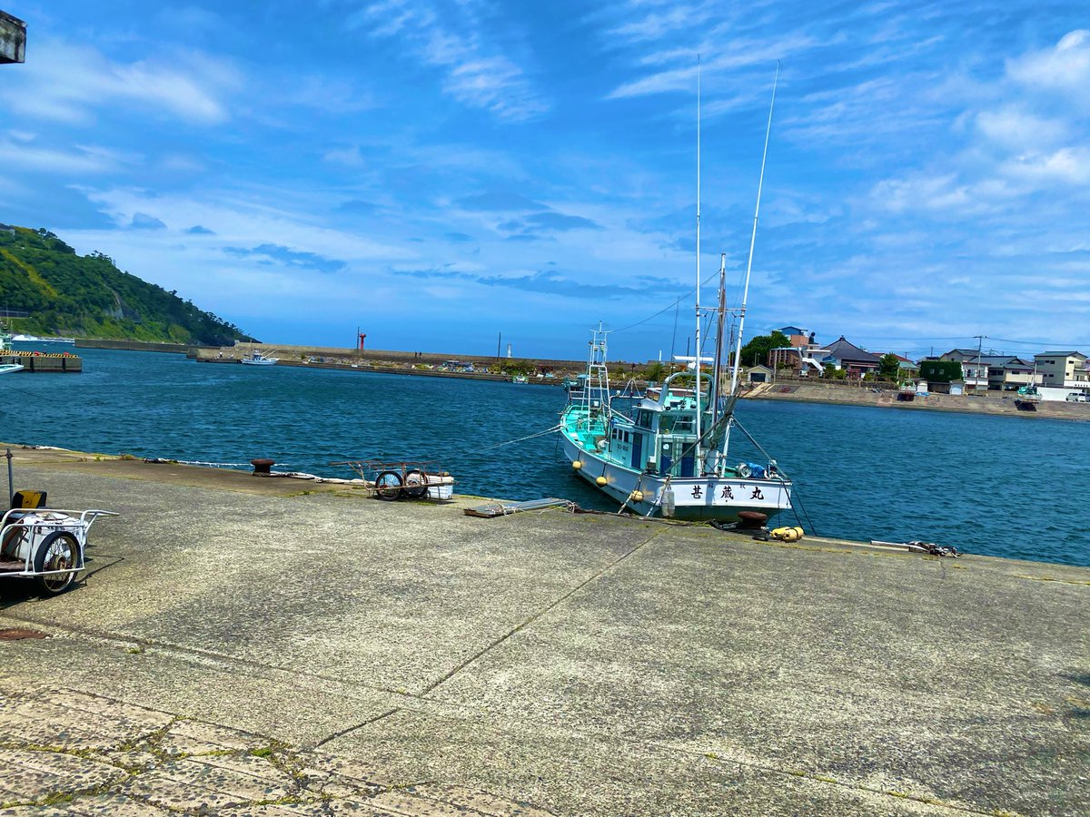 毎年恒例の居合道の合宿で伊豆稲取に行きました。居合も剣術もこの合宿でしか学べない事が多くて技の解像度も増し、今年もたくさんの発見と感動があり ...