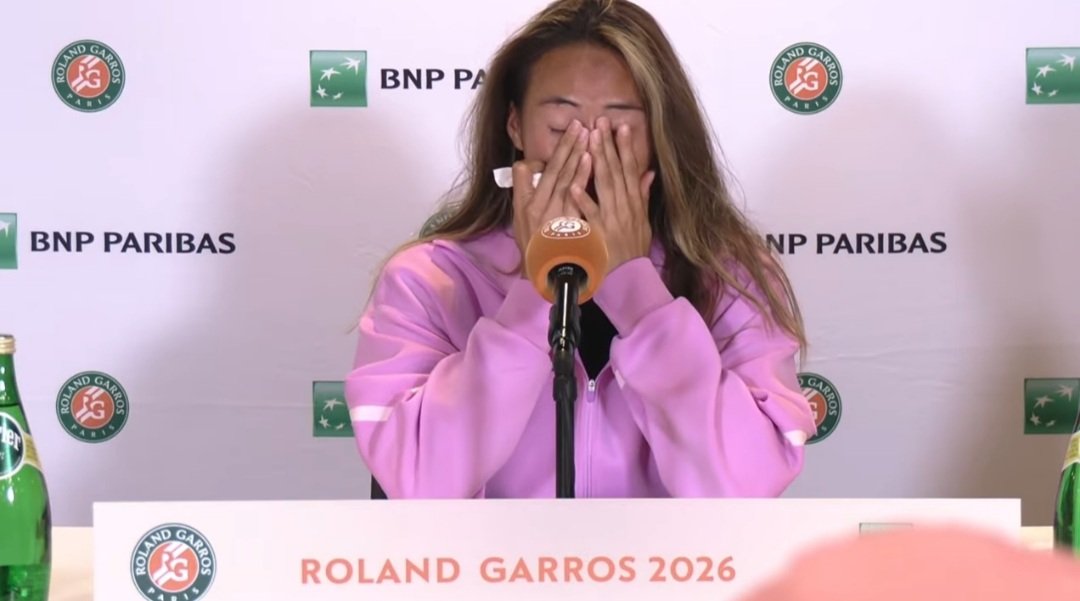 Qinwen Zheng talking through tears in press after her 1st round loss at ...