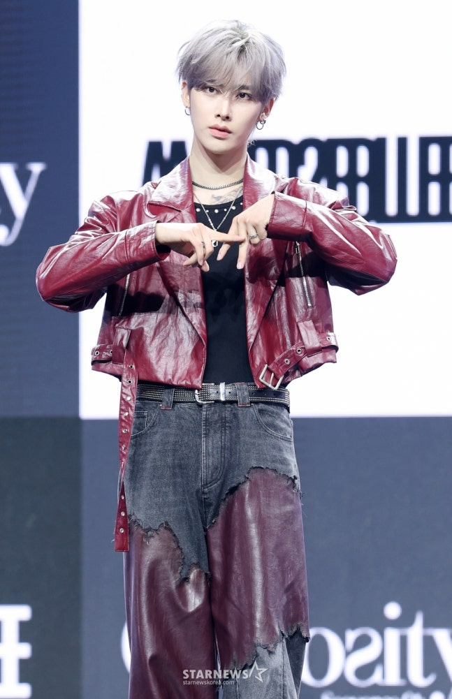 260526 — #RICKY debut NAVER article : https://t.co/Q3h96sFkWC #리키 #沈泉锐 ...
