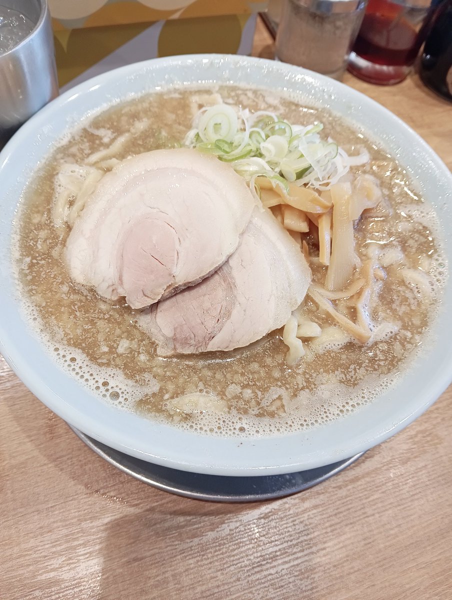 もち。さんのオススメで 【煮干しラーメン松した】食べてきた！ 美味しかったよ！ ️ 写真は基本の煮干しラーメン並 #富谷市 https://t ...