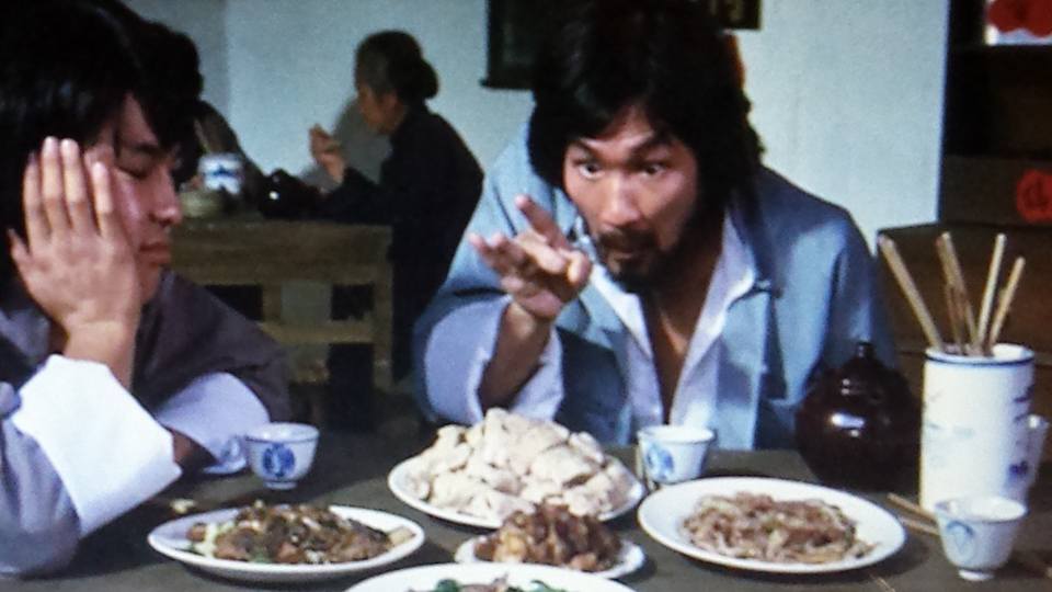 #既視感のある映画のワンシーン 絶対争いが始まる香港映画の定食屋 https://t.co/KJwVyjlcHK