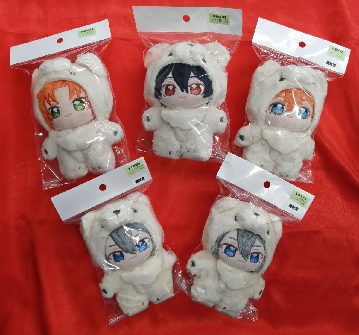【入荷情報】 「あんさんぶるスターズ！！」 一緒に暮らすぬいぐるみ 🌟スバル 🐝ニキ 🦇零 ⚔️レオ いつぬいおきかえシリーズ が入荷いたし ...