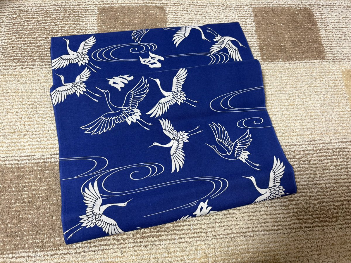 西岩部屋より今年の浴衣地が届きました 良い色合いですね