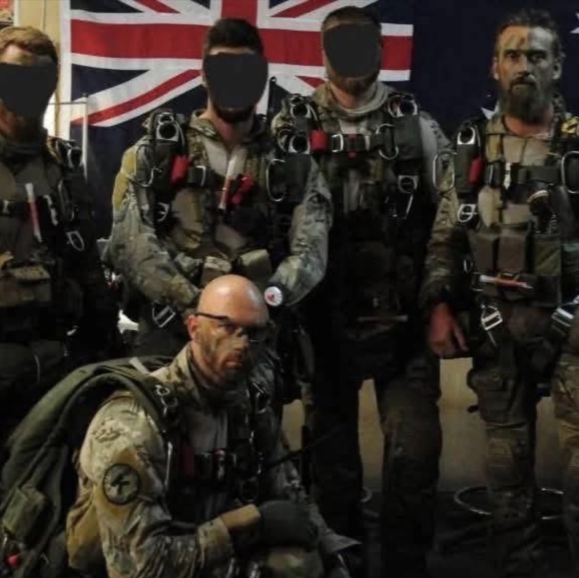Australian SASR operators kitted up for a night combat jump in ...