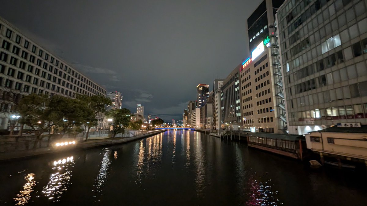 梅田も都市構造として好きだけど、淀屋橋や中之島エリアはどれだけ発展しても時代を超えた普遍的な美しさがある