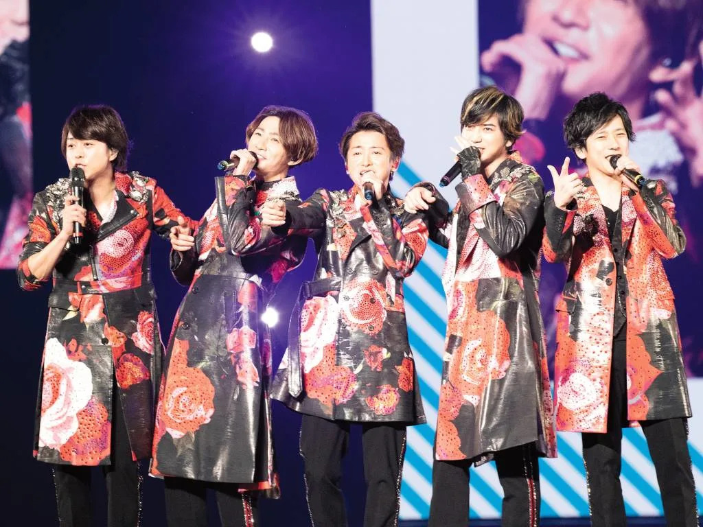 @JPOP_Archived わぁっ！重大発表！？ めっちゃ楽しみすぎる！！！ これからもずっと嵐を応援します 5人でまた一緒にいられる日を ...