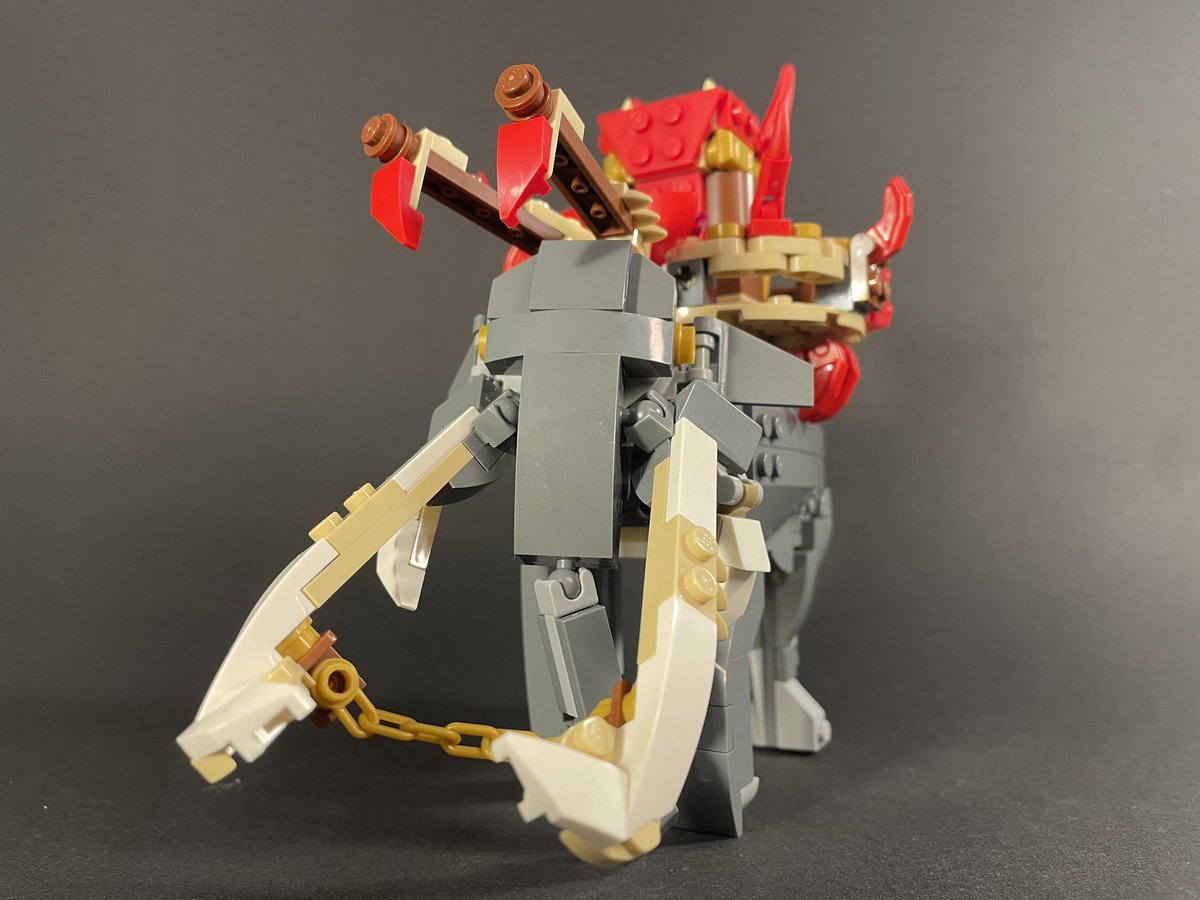 LOTR Mûmakil/Oliphaunt built using only LEGO Creator 3-in-1, Fierce ...