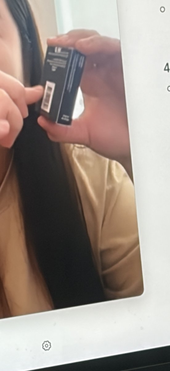今朝の最初のスケジュールは、 中国でAmeliを正規流通している 会社との会議だった。 最近、心労が絶えない 中国の正規代理店の社長さん ...