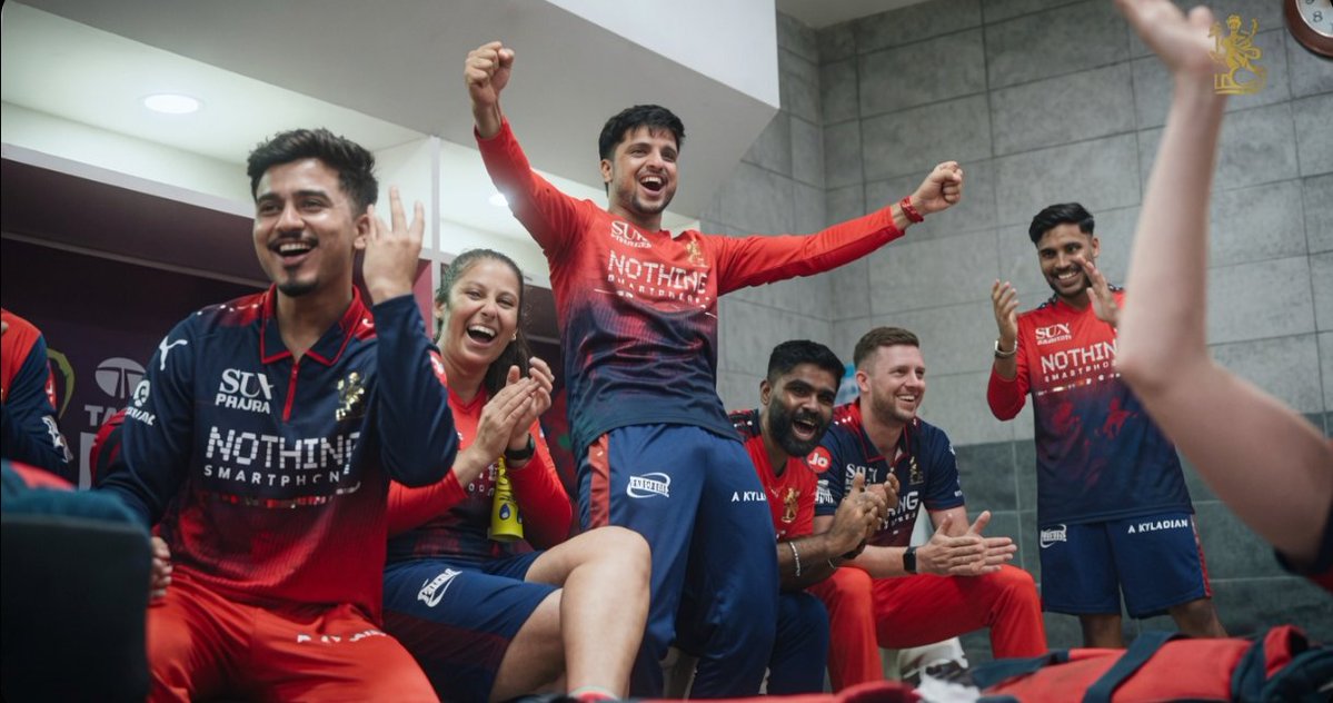 Bobat - I've one last thing to say Kohli started celebrating 😭 Mo bobat ...