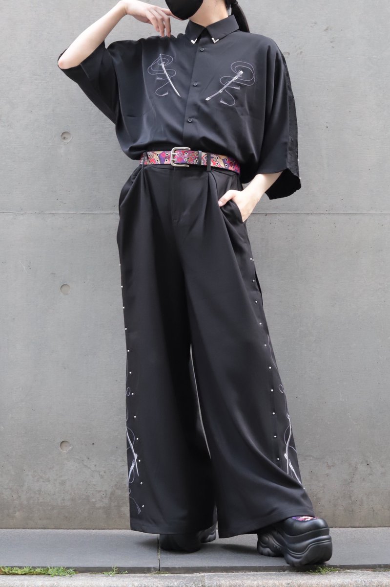【New Arrival】 刀や蓮、レースをあしらった新作が本日より多数販売開始 そして公式オンラインショップでは、年に2回のお得なイベントが ...