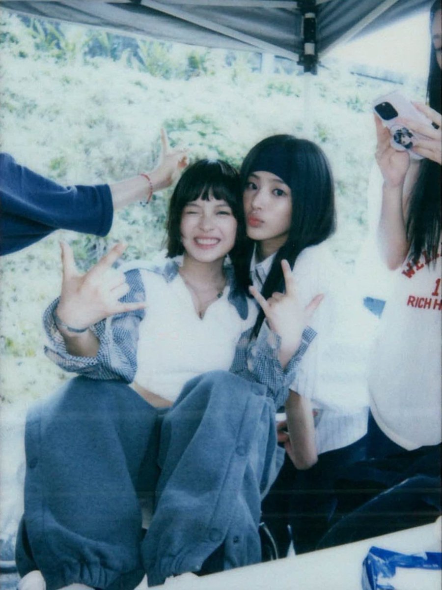 240608 #민지 #MINJI 포닝 앨범 https://t.co/UvMpOX07q4