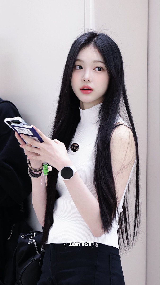 #IAN #이안 https://t.co/TjaihLPwUv
