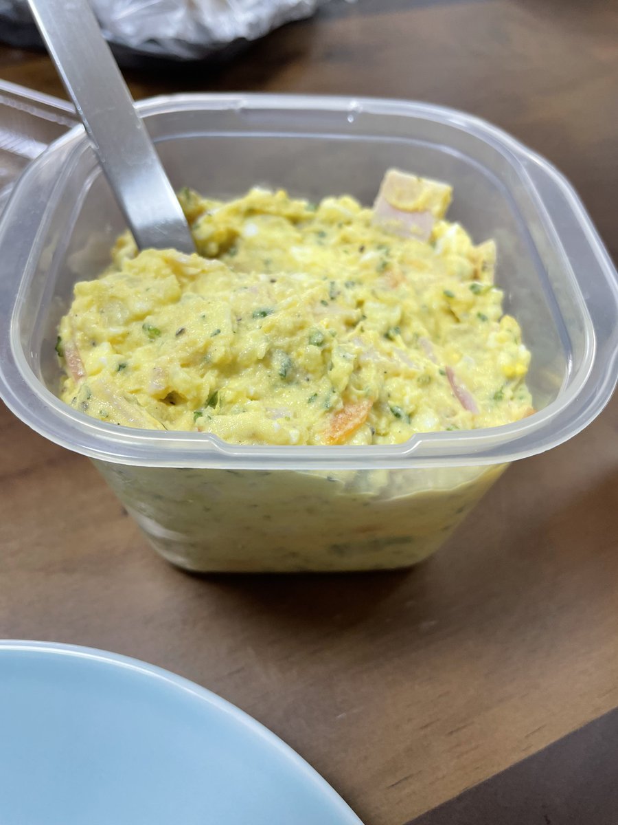音さんポテサラめちゃくちゃ美味かった。 サンドイッチはもちろん、ご飯にも合う https://t.co/tFN4Dbo09C
