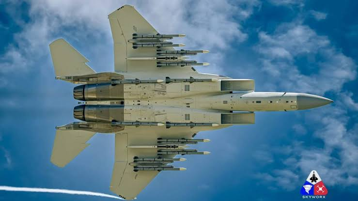 J-16 • Up to 12× PL-15 BVR missiles • Or a mixed load of PL-15 + PL-10 ...