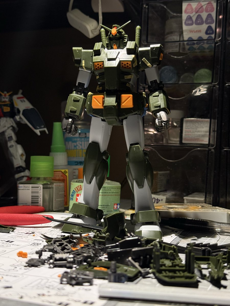 mixed feelings about the MG FA-78 (MSV) so far. parts of the build feel ...