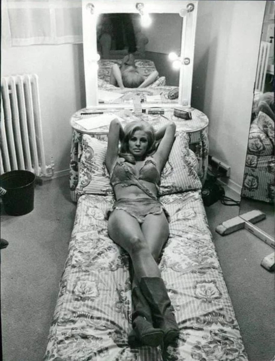 Raquel Welch Is Seen Here Relaxing In Her Dressing Room While Making 1620