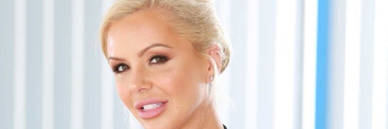 mia Sophia (@miaSoph88805637) / Twitter