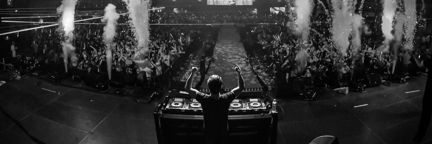 Kriss-One on Twitter: "Kriss-One is playing @ #TEAMXVI&FRIENDS ...