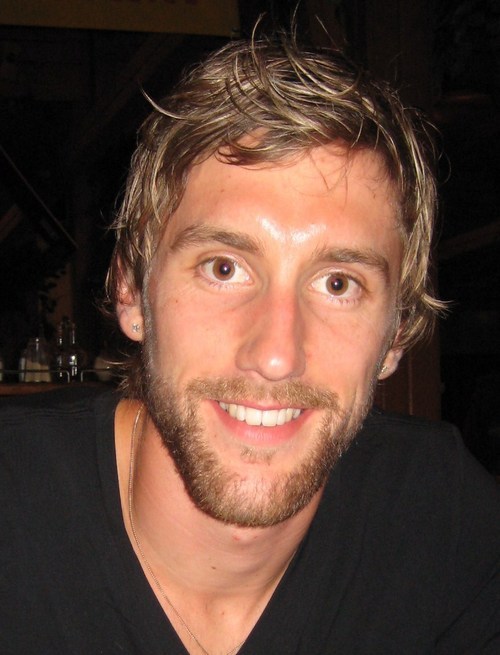 Emiel Boersma: The Tall Tale of a Beach Volleyball Star 🌟