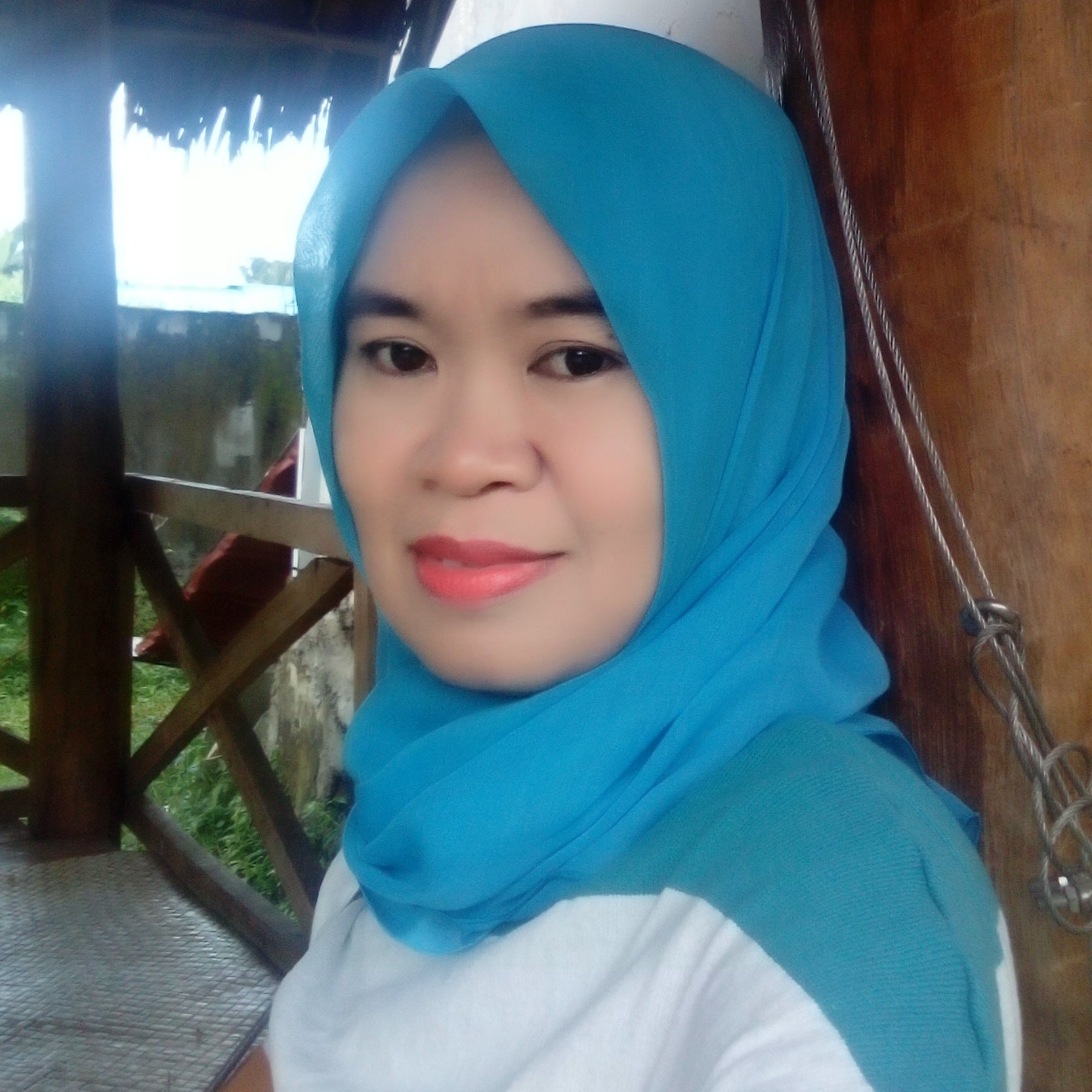 Sitti Hasni (@hasni_sitti) | Twitter