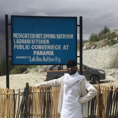 Md Moinuddin on Twitter: "भरोसा बोलना ग़लत बात होगी।15 lakh,10 सर ,पाकिस्तान को सबक़ सिखाना ...