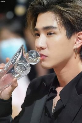 Nilar Kyaw (@NilarKyaw10) | Twitter