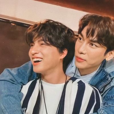 Seegasm Latinoamérica on Twitter: "Hola tod@s! Soy Yami. Quería celebrar los 50K de este grupo ...