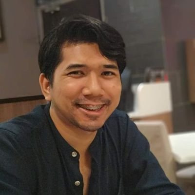 Harian Metro on Twitter: "#Klang Ustaz Fathi Naim didakwa terhadap tujuh pertuduhan merogol dan ...