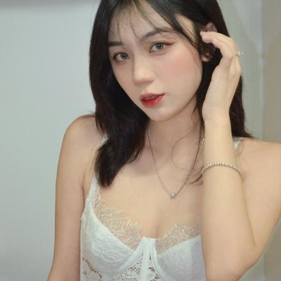 Karin Nonton bokep video dewi bugil sange (@flora_rayan) / Twitter