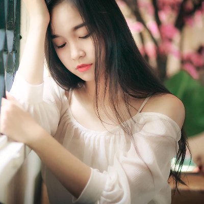 bokep tante sange bohay memek basah tembem (@GoodenMikaela) / Twitter