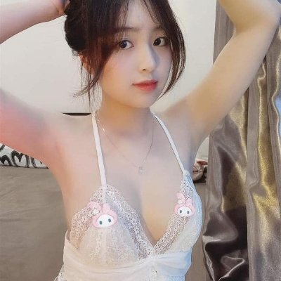 Karin Nonton bokep video dewi bugil sange (@flora_rayan) / Twitter