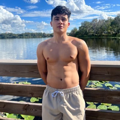 ทวีต / Twitter