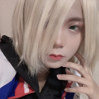 ひな (@hhh_cos) / Twitter