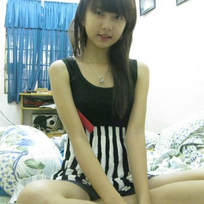 Esme وحيدة مع حيوانها الأليف (@esme_jerry) / Twitter