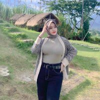 Syely Nurdiana on Twitter: "RT @banyak_video: Tiktokers Ellekampong Ngent Di Mobil https://t.co ...