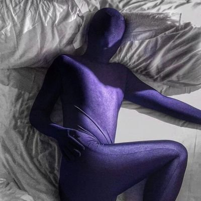 zentaiS on Twitter: "和与同好们爽玩🫂💋让我决定要入手一件油光布zentai ️另外本人zentai🈶点多想处理一部分了😁 https://t.co/bi5XG3PJMG ...