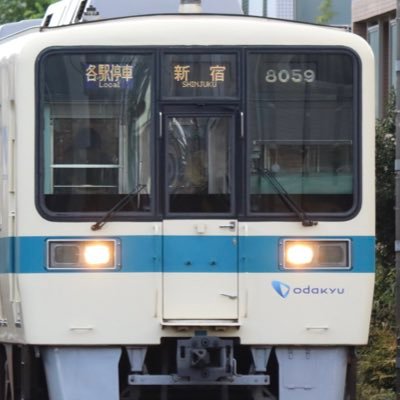 8059Fの小田急ロゴ撤去されてた