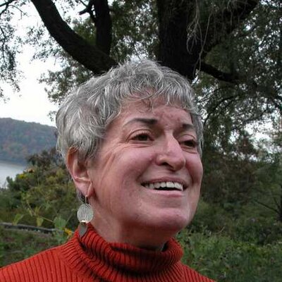 Susan Weiss's Instagram, Twitter & Facebook on IDCrawl