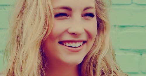 FBI sent a blond bombshell to meet Trump aide Papadopoulos: report ...