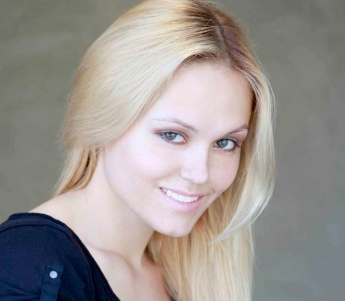 Angelina Armani Warmaniqj Twitter