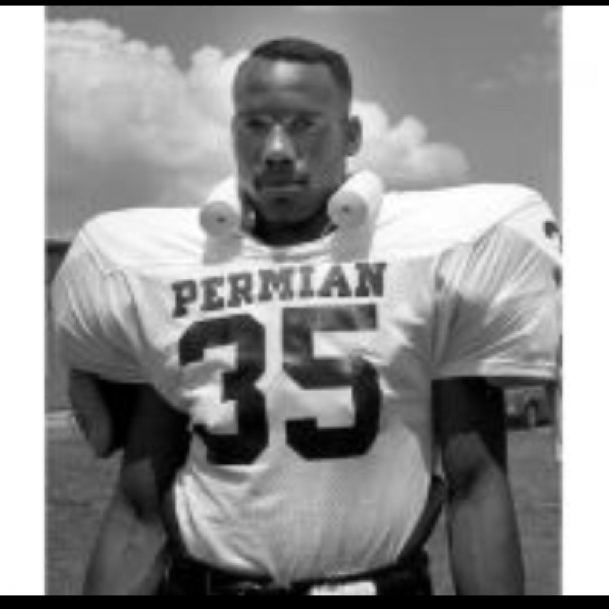 Friday Night Lights on emaze