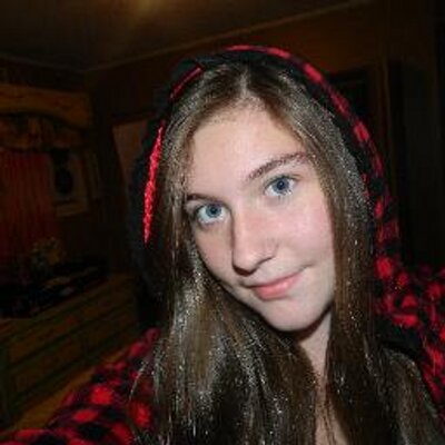 Desiree Frank's Instagram, Twitter & Facebook on IDCrawl