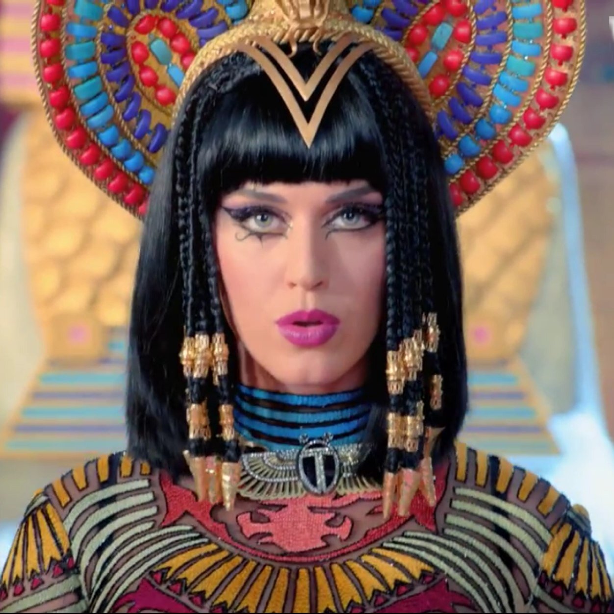 est100 一些攝影(some photos): Katy Perry, Katy-Patra, Dark Horse. 凱蒂佩芮, 凱蒂豔 ...
